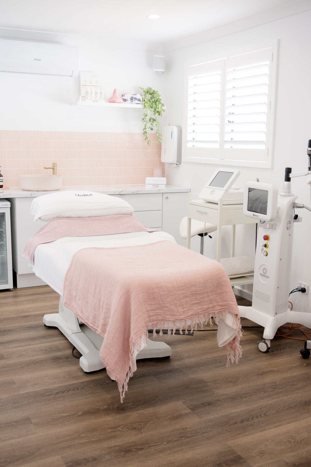 New Behind The Pink Door: Circadia Facials – Fusion Aesthetics